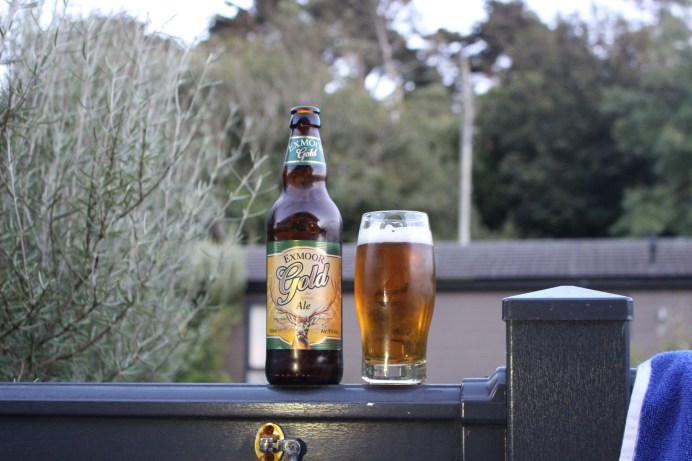 Beer Review: Exmoor Gold – Exmoor Ales – Lorenzo Beer Reviews