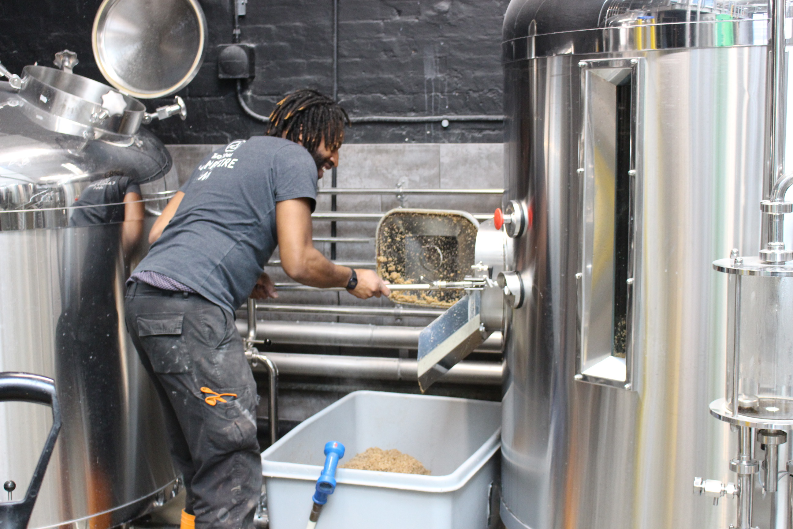 Campfire, Two Tribes Brewery – Lorenzo Beer Reviews