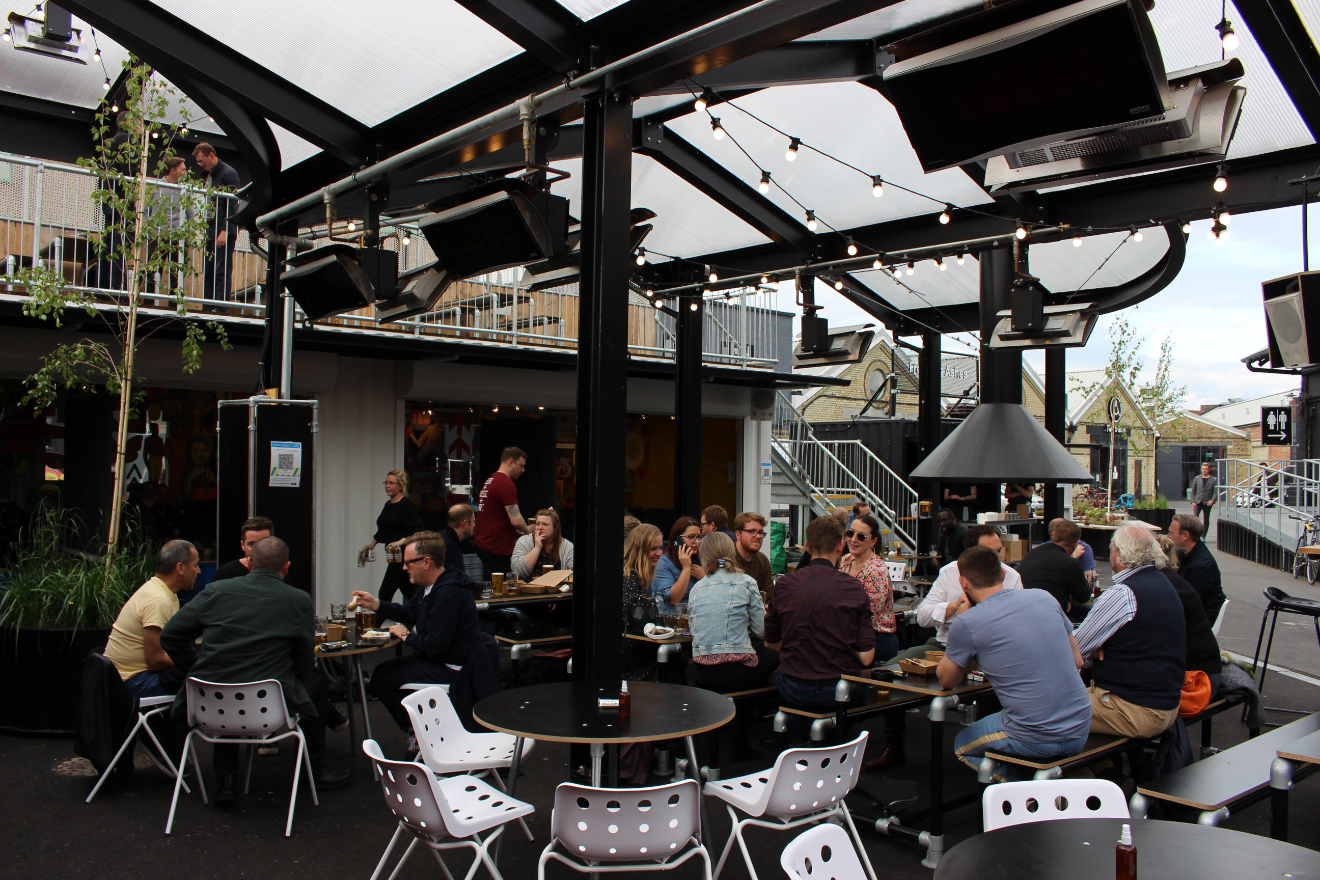 Campfire, Two Tribes Brewery – Lorenzo Beer Reviews